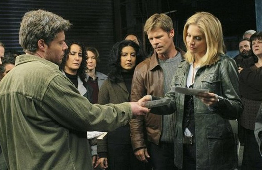 V, le remake bientôt sur ABC | Shunrize